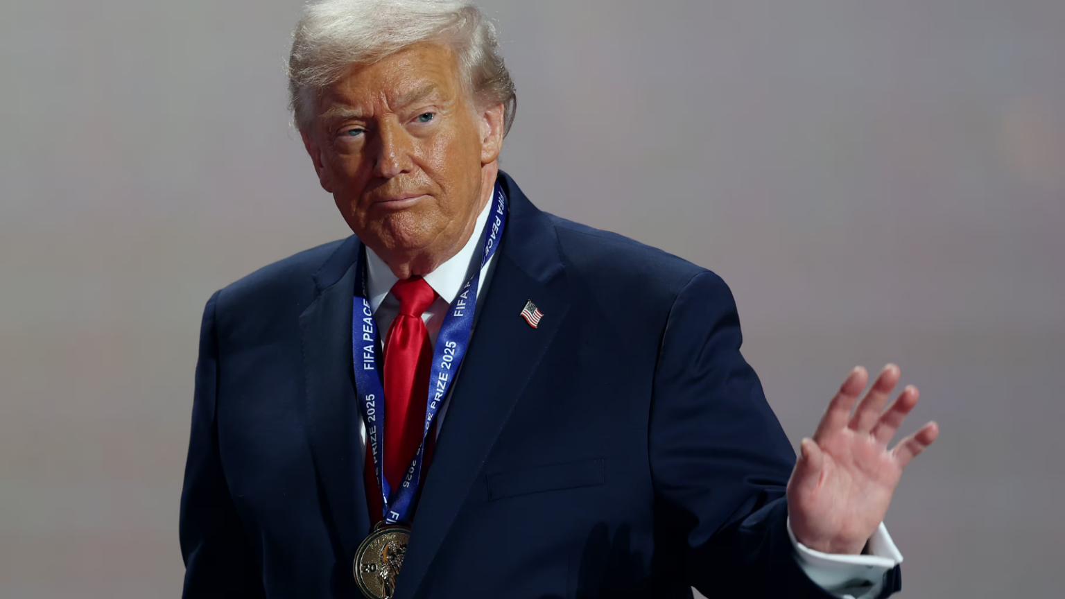 Trump no asistirá al partido inaugural de Estados Unidos contra ...